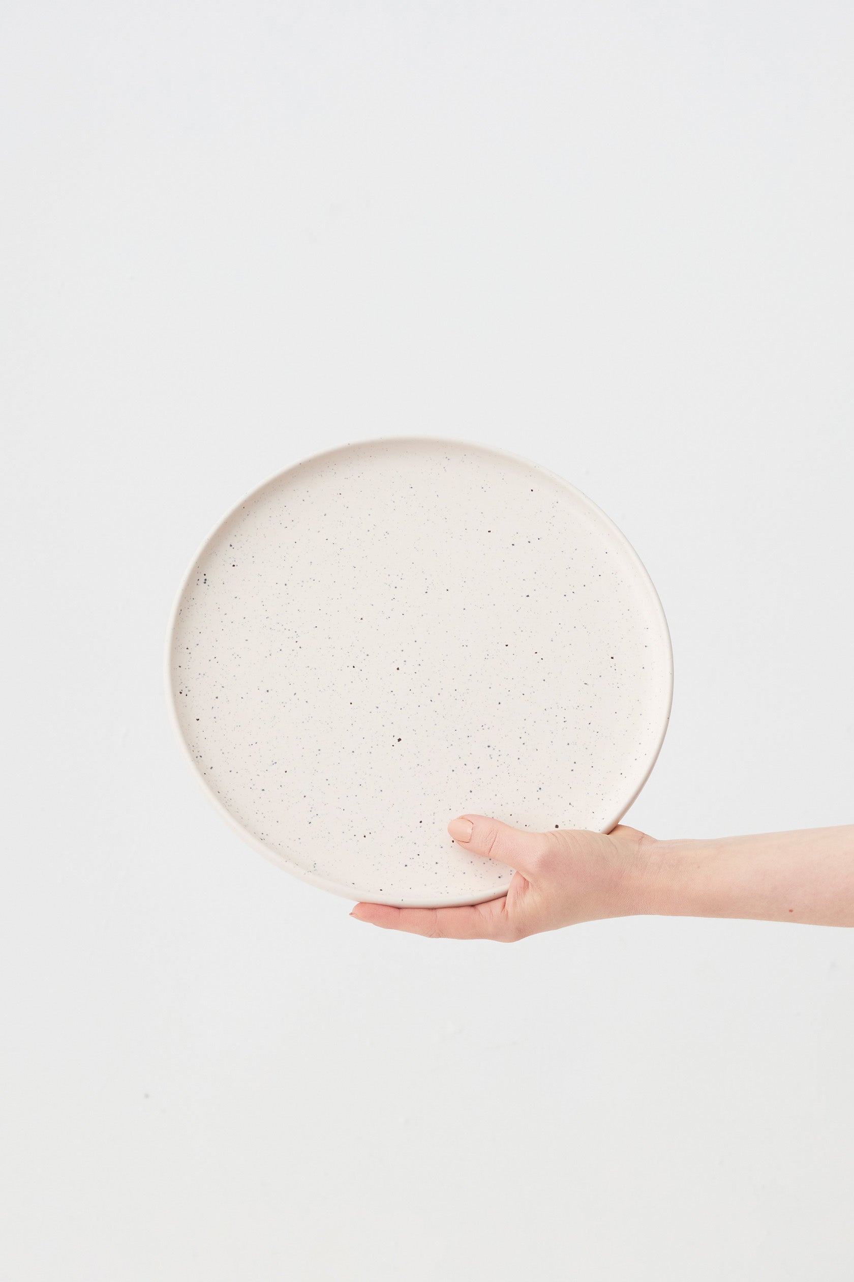 DUST LARGE PLATE – ÅOOMI STUDIO